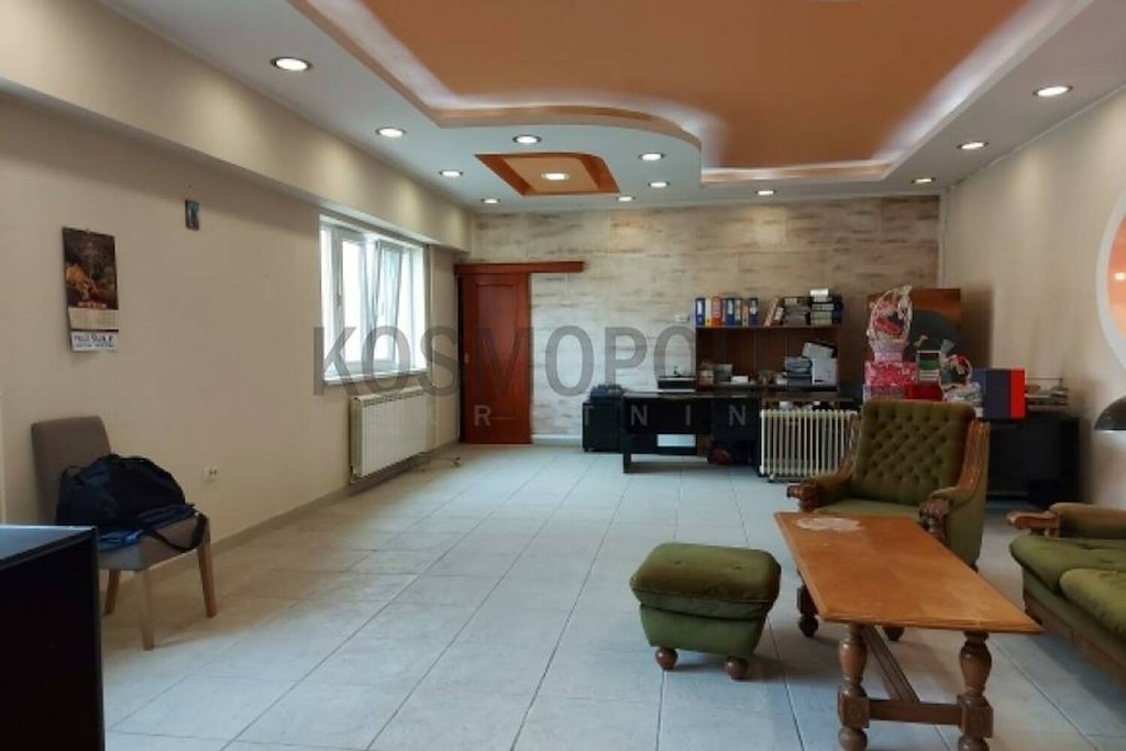 Surčin, Surčin, Mite Binjiša, Poslovni objekat, 2000m2, 1500000 EUR