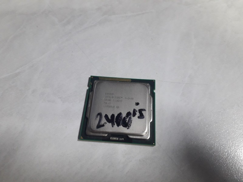 i5 2400 3100mhz quad ispravan