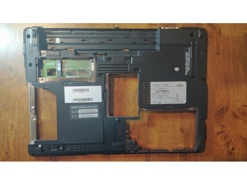 Donje kuciste za Fujitsu S761 , SH761 , S561 , SH561