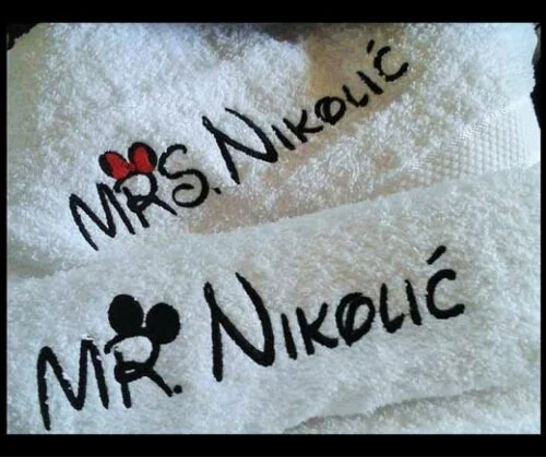 Set peškiri Mr&Mrs sa prezimenom
