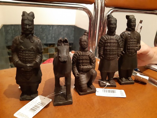 Dekoracija za akvarijum - China antique Figurice