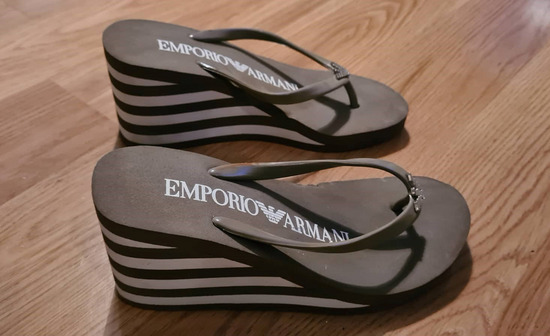 EMPORIO ARMANI japanke sa potpeticom