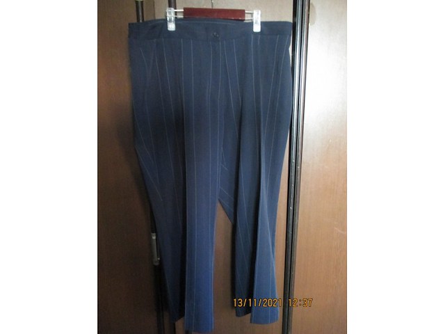 TEGET DAMSKE  PANTALONE YESSICA 50 3XL