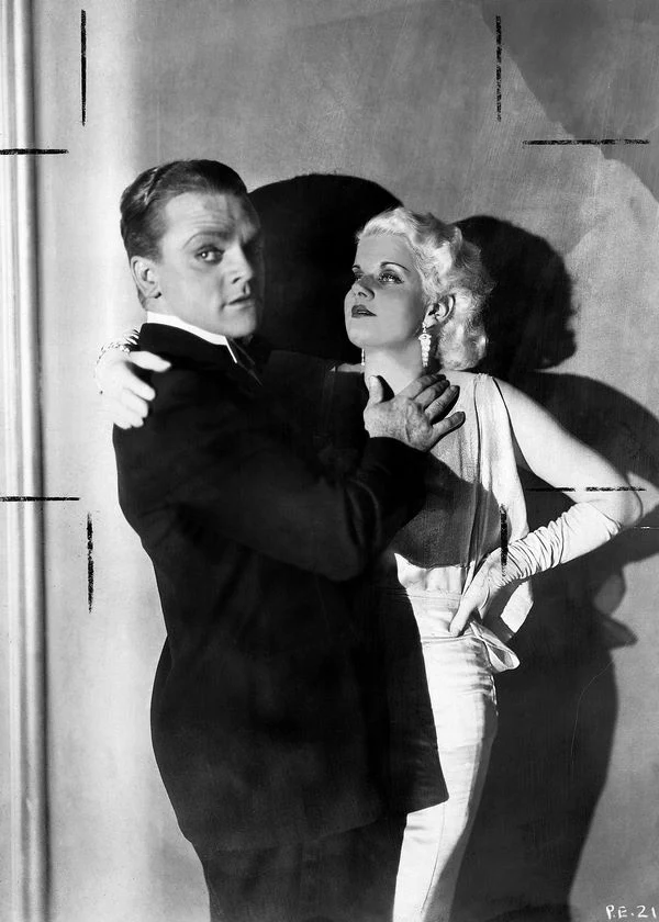 Jean Harlow u zagrljaju