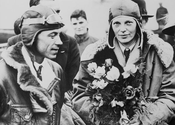 Amelia Earhart i Wilmer Stutz