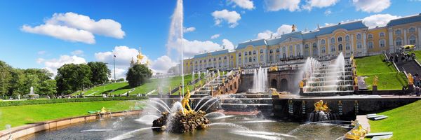 Rusija Rusija Peterhof Palace palata ispred uslikana