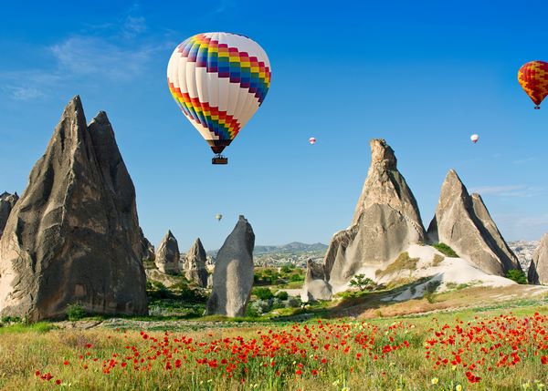 Turska leteci baloni na nebu