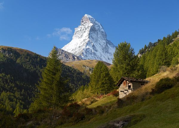 Svajcarska pogled na snezni vrh