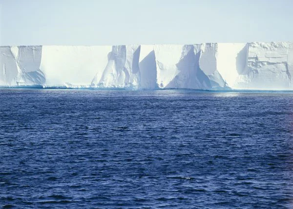 Rosovo more Ice Layer