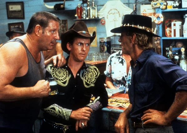 Crocodile Dundee (1986) bar