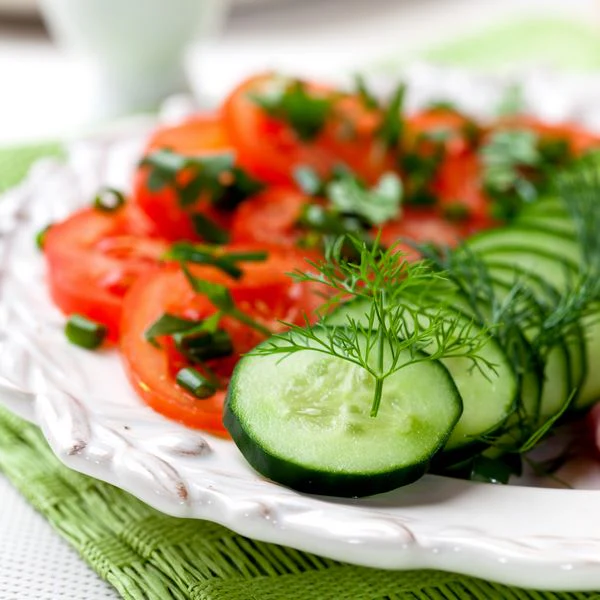 Salata krastavac i paradajz
