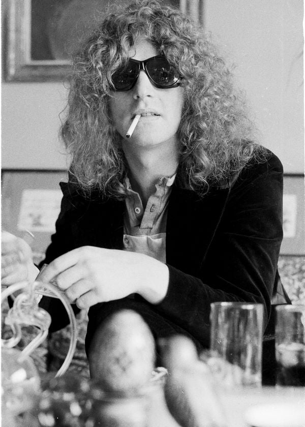 Ian Hunter crno bela