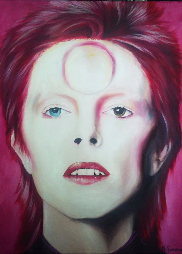 David Bowie roze pozadina