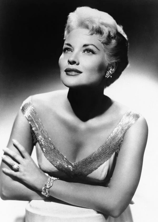 Patti Page crno belo