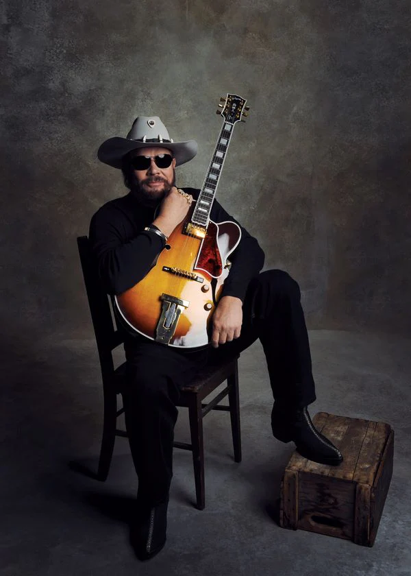 Hank Williams Jr i gitara