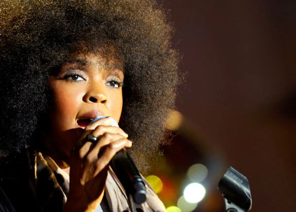 Lauryn Hill peva