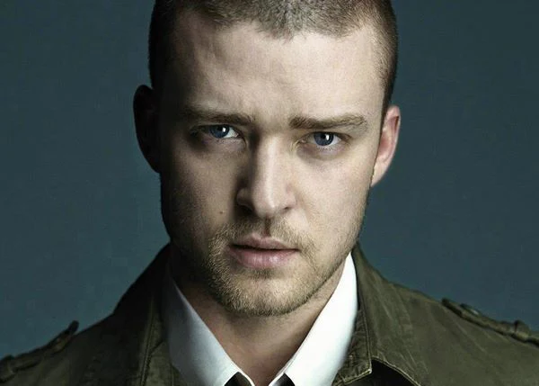 Justin Timberlake plava pozadina