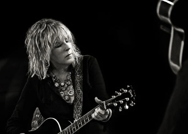 Lucinda Williams i gitara