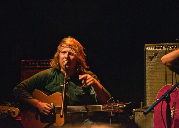 Ty Segall i bina