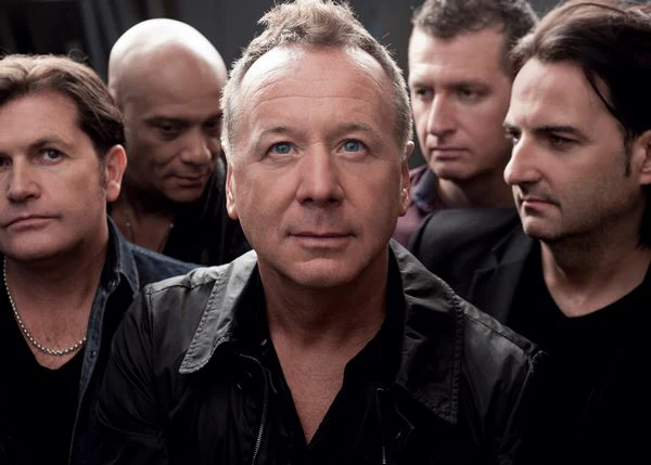 Simple Minds crna pozadina