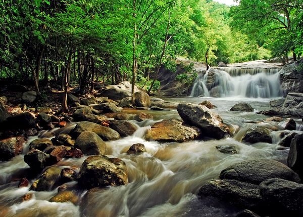 Vodopadi pred zalzak