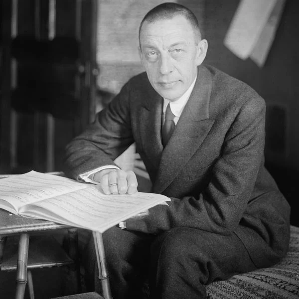 Sergei Rachmaninoff pise