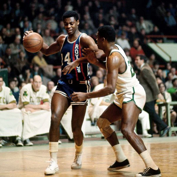 Oscar Robertson na terenu