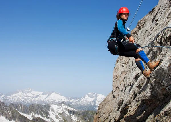 Alpinizam crvena kaciga