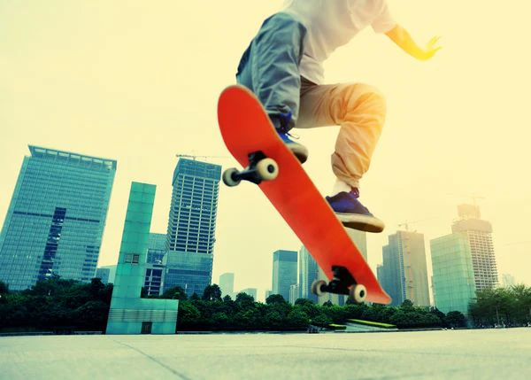 Skateboard manji skok