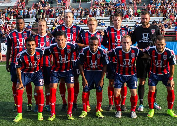 Indy Eleven tim