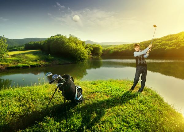 Golf fotografije i zamah kraj jezera