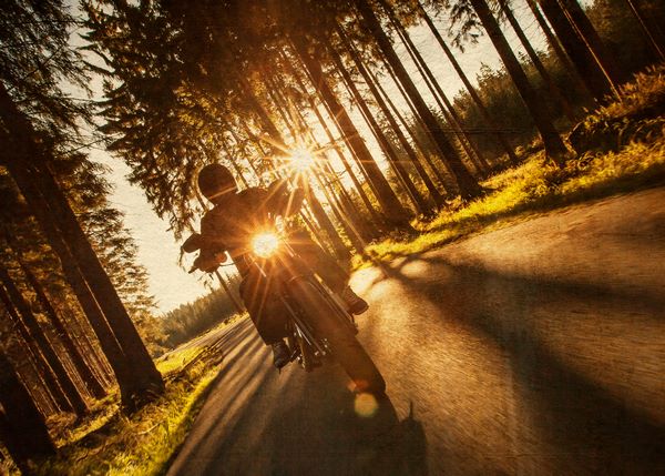 Motori fotografije i suncevi zraci