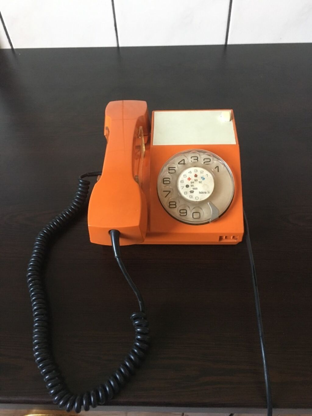 Prodajem odlično ocuvan najpopularniji fiksni telefon iz '70-tih godina prošlog veka, proizvodjaca Iskra Kranj.