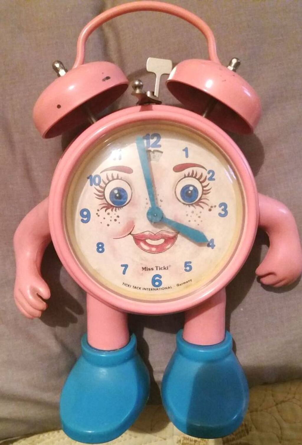 Stari dečiji sat Miss Ticki Tack - vintage Stoni dečiji sat budilnik