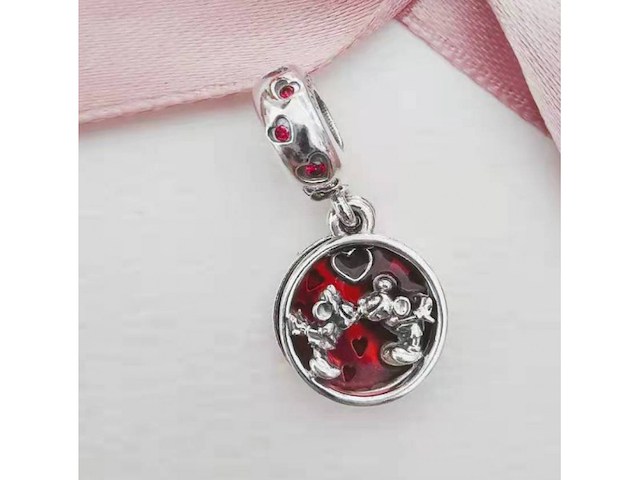 Pandora Disney Mickey Minnie Mouse Love and Kisses