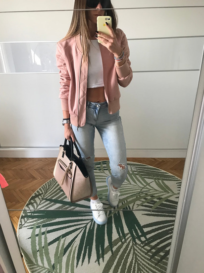 Bershka bomber jakna