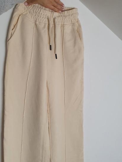 Bershka trenerka WIDE LEG *nekoriscena*