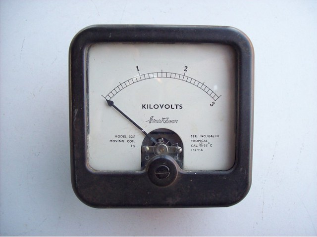 0-3 KILOVOLTS instrument - MODEL 325 bakelitni