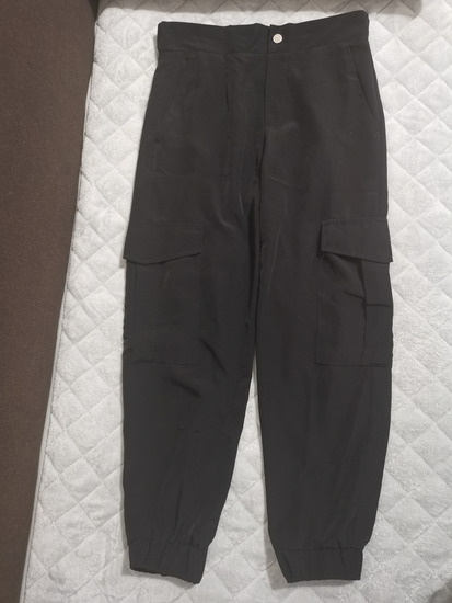 Zara pantalone