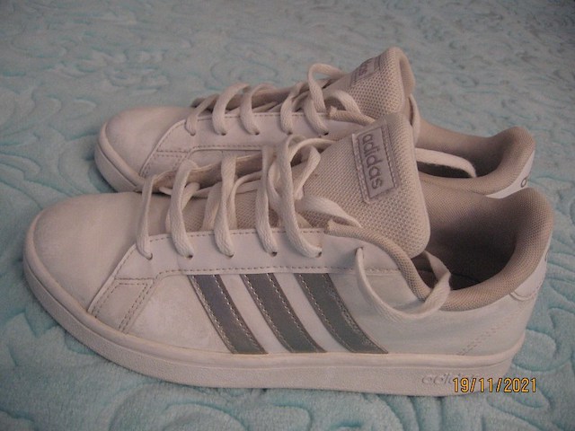 PATIKE **ADIDAS** BR  38  2/3  39