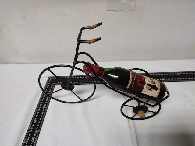 Stalak-bicikl za manju flasu za vino