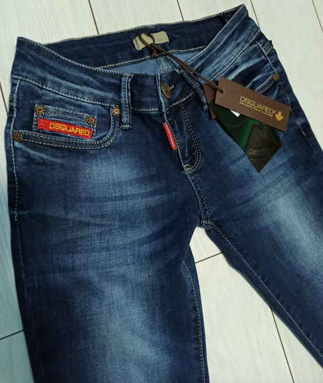 Dsquared farmerke (velicina 27)