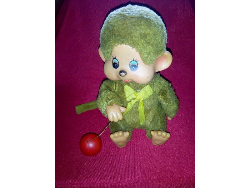 Monchhichi sa loptom