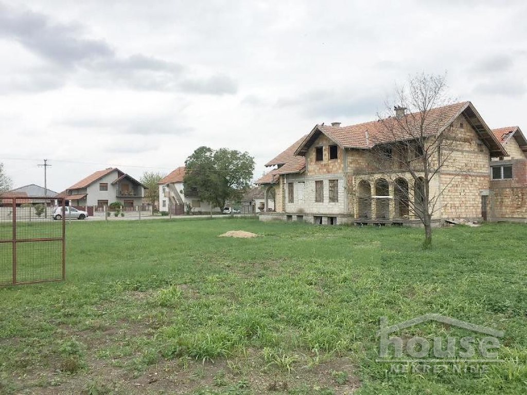 Kuća ŽABALJ, CENTAR, kv: 435, € 129000, ID: 3045201