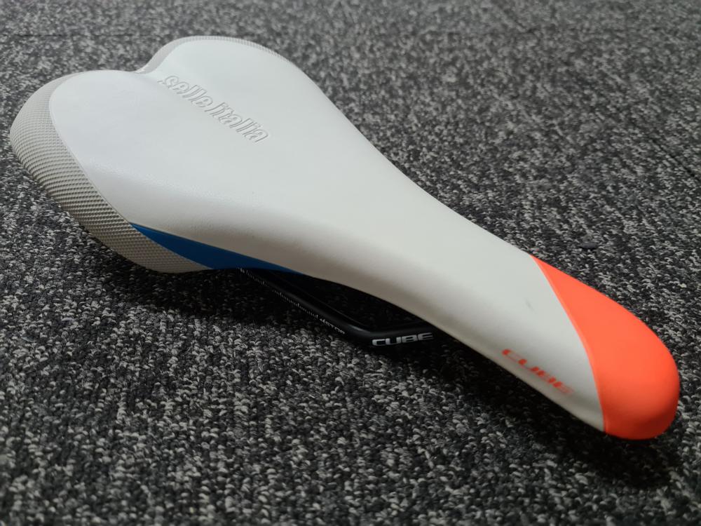 Selle italia Cube sediste