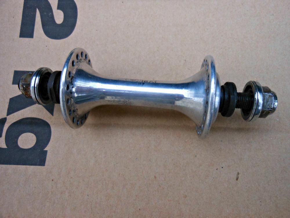 Shimano Deore XT prednja nabla