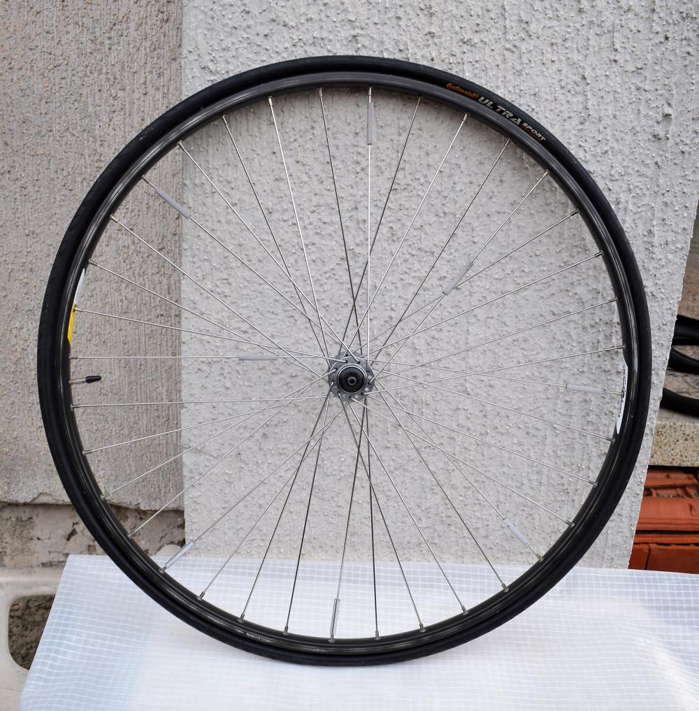 Campagnolo prednji tocak 28"