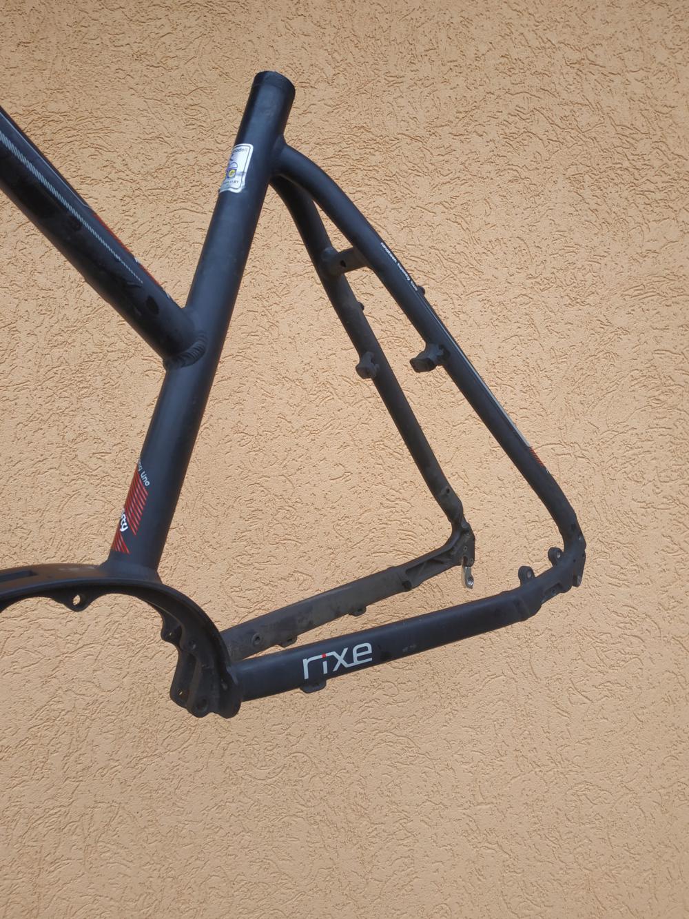 Rixe E bike ram Bosch