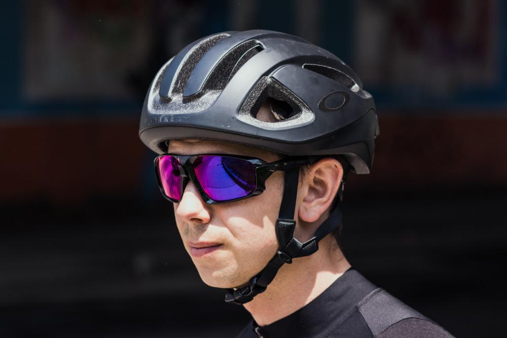 OAKLEY ARO3 Road Bike Helmet