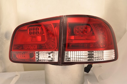 LED Stop svetla VOLKSWAGEN TOUAREG Red 03-09